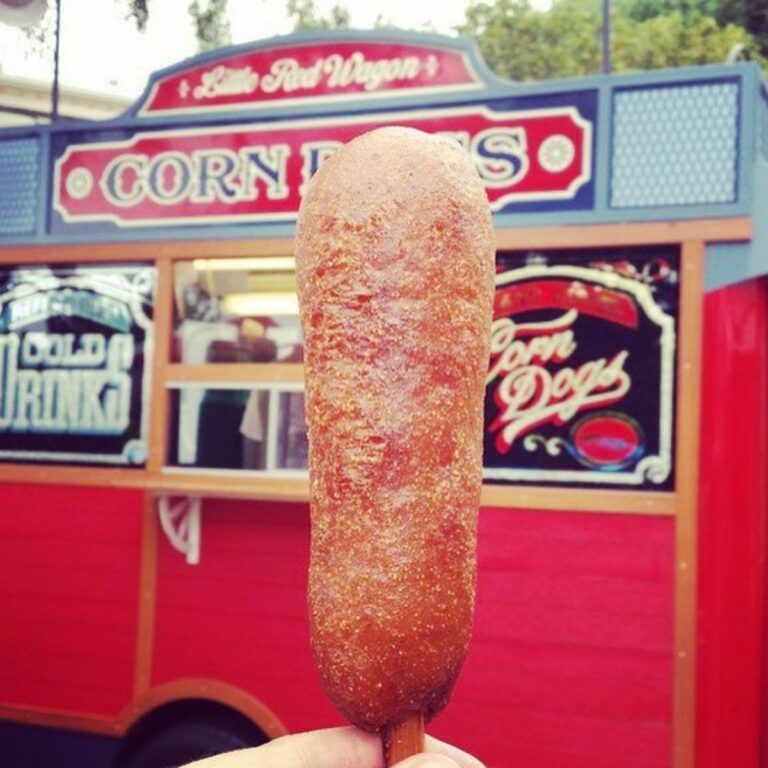 13 Best Disneyland Snacks You Gotta Try Next - That Disney Fam