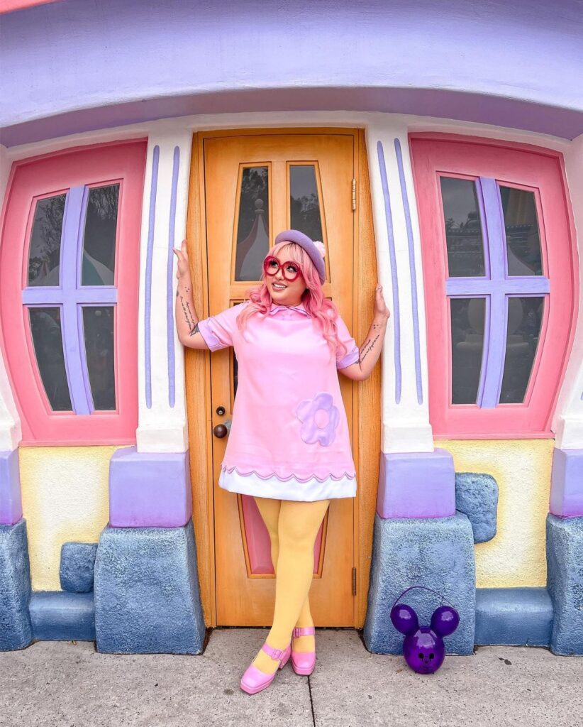 14 Best Daisy Duck Disneybound Outfit Ideas - That Disney Fam
