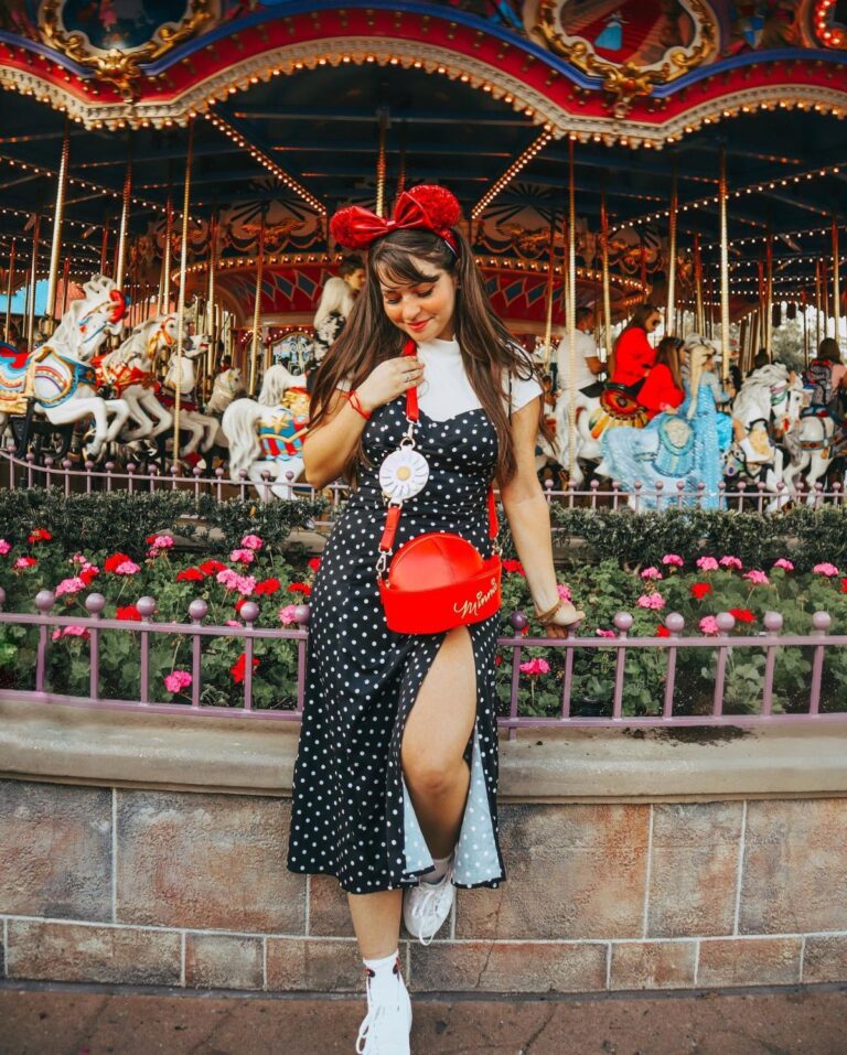 13 Best Minnie Mouse Disneybound Outfit Ideas - That Disney Fam