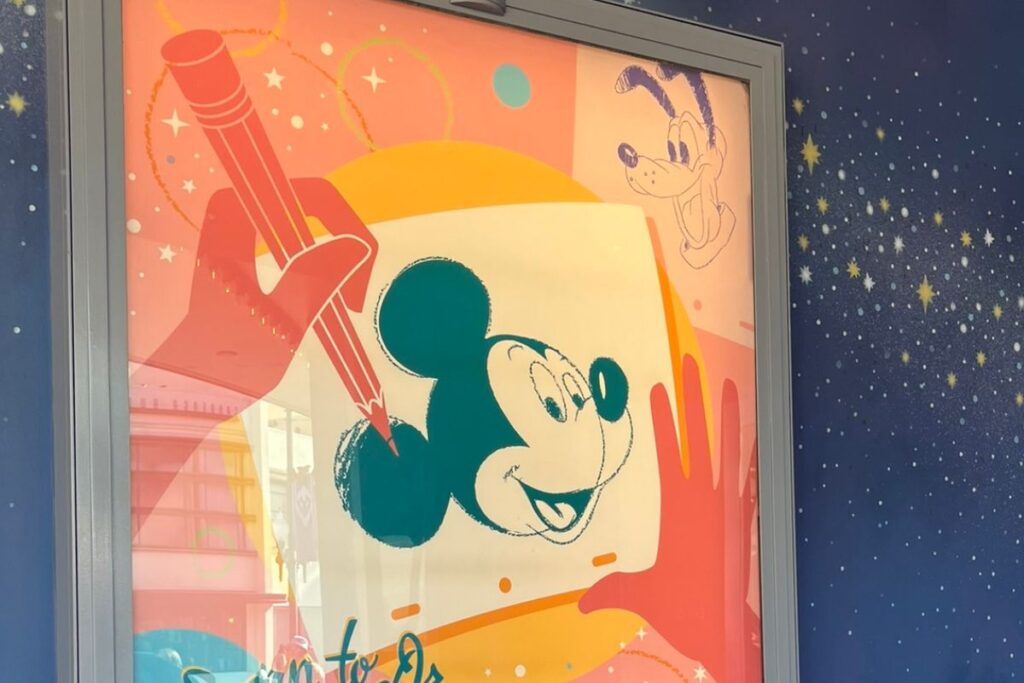 17 Fascinating Mickey Mouse Facts That Disney Fam