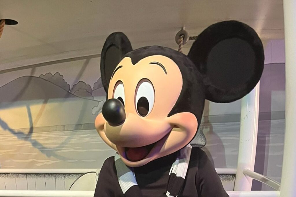 17 Fascinating Mickey Mouse Facts - That Disney Fam