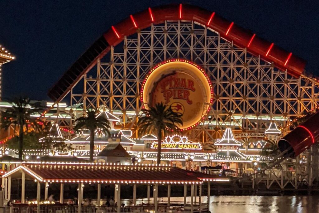 13 Disneyland Rides To Go On At Night - That Disney Fam