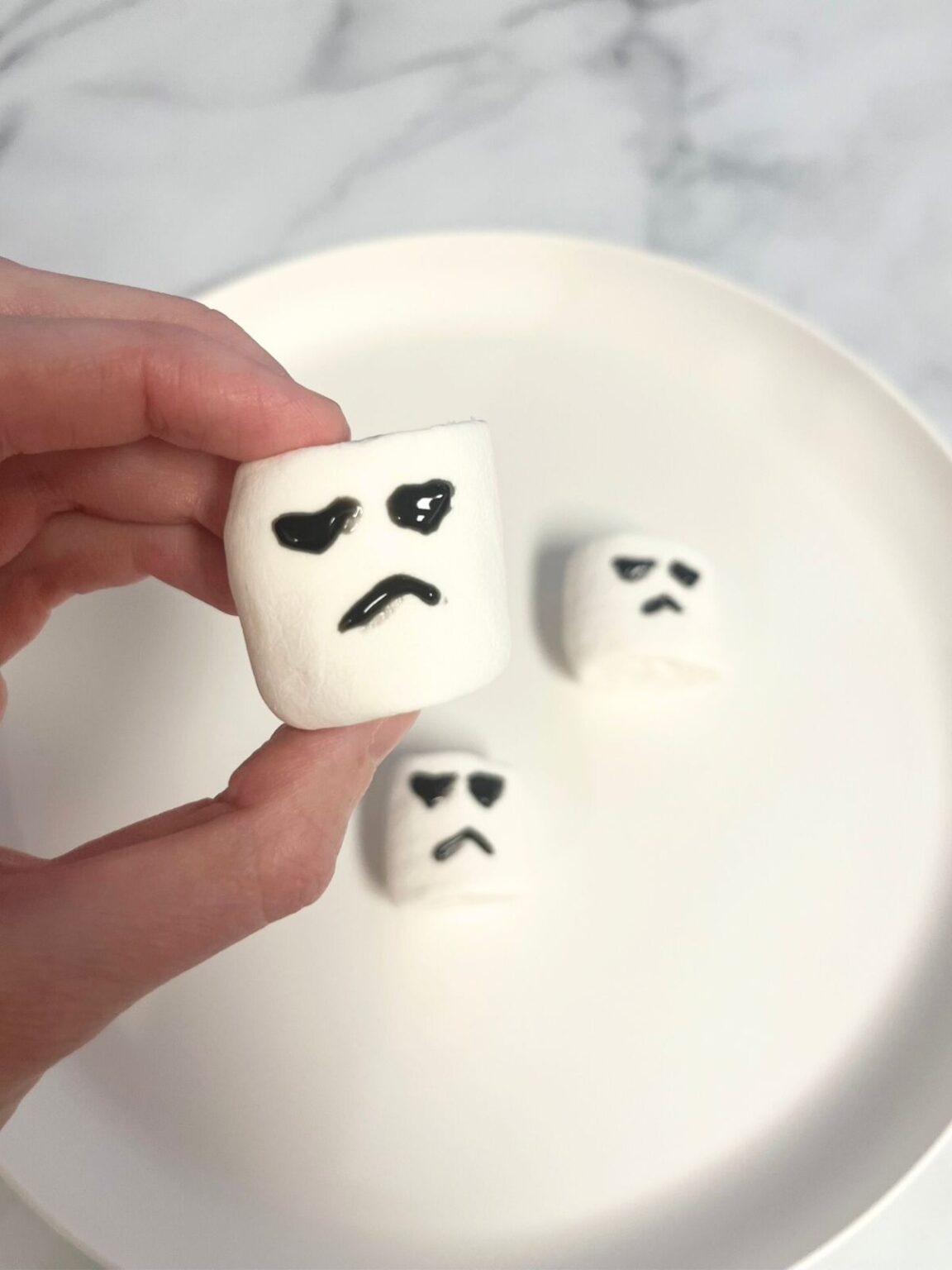5 Cute And Easy Star Wars Treats You'll Have To Make - That Disney Fam