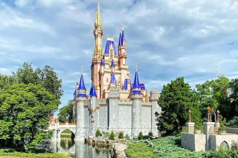 12 Fun Facts About The Disney World Castle - That Disney Fam